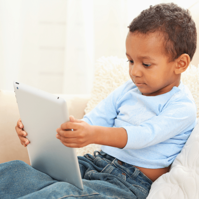 Toddler Screen Time: An Adventure in Moderation – BloomingBabies™
